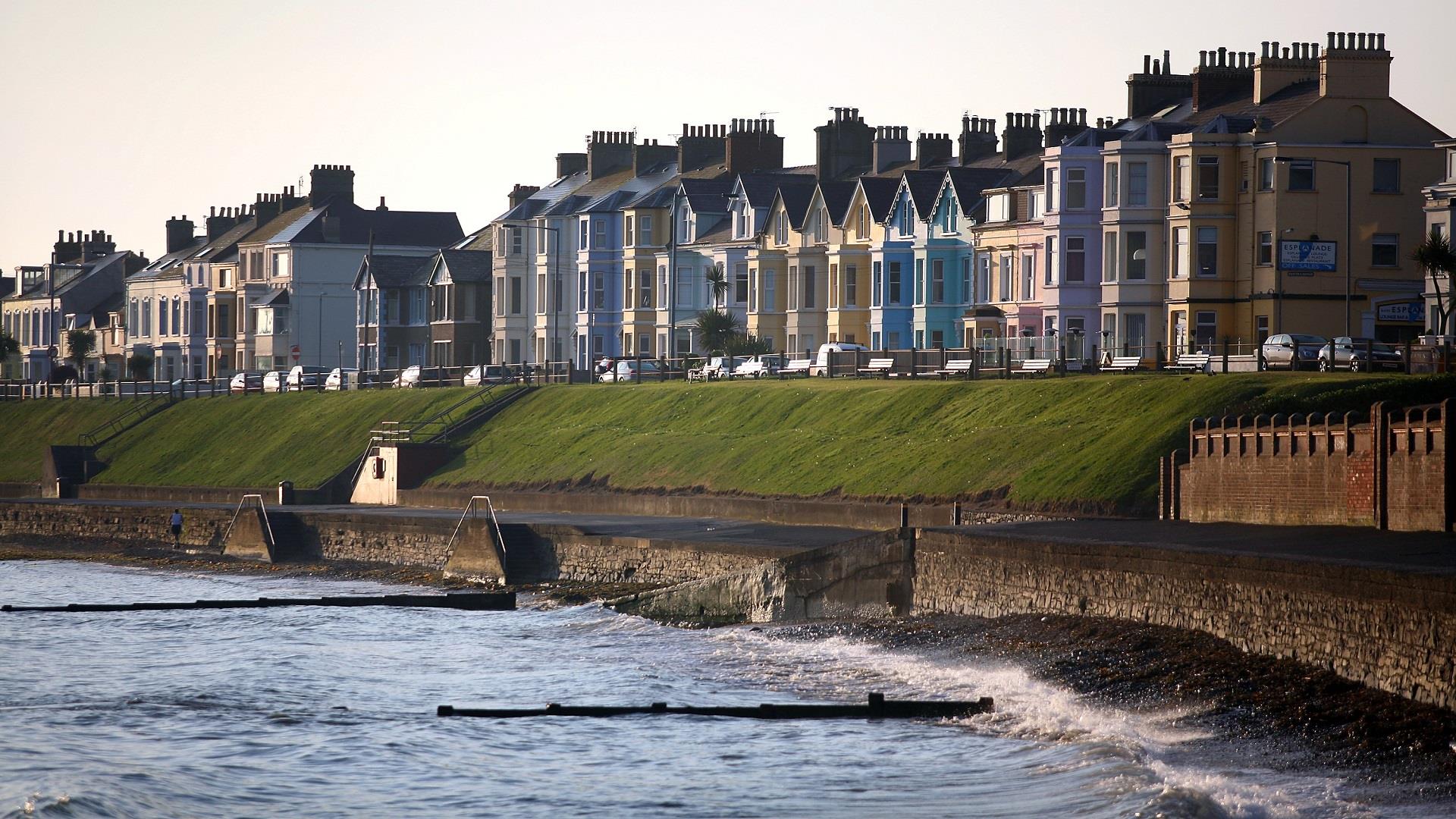 Ballyholme Beach - Beach in Bangor, Bangor - Ards & North Down